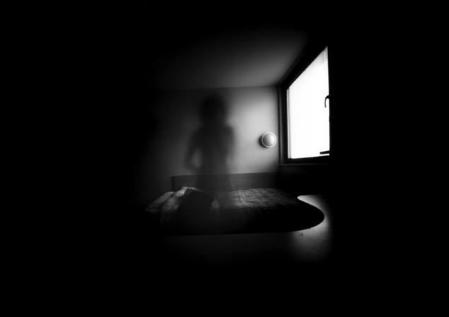 Raakhee Lakhtaria (Artist) in London (United Kingdom) from Re-title.com