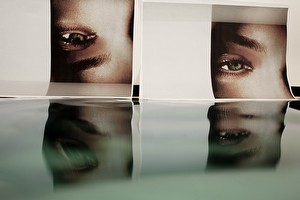 Julie Masterton (Artist) in London (United Kingdom) from re-title.com